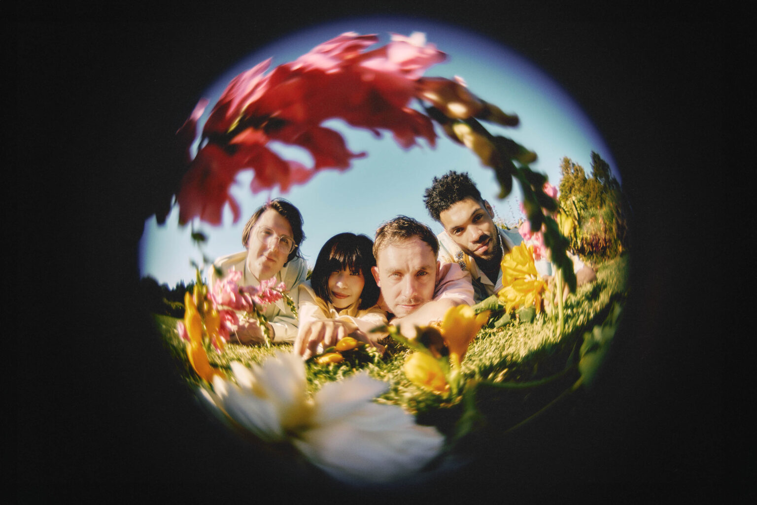 Phoebe Rings - Fading Star: 13th Floor New Song Of The Day